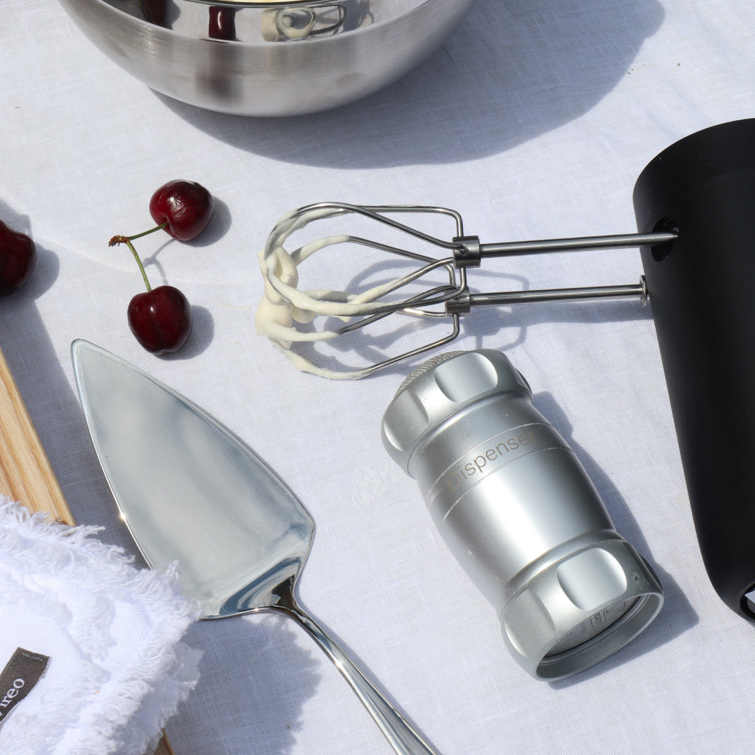 Wilfa Smooth Mix Hand Mixer | Borough Kitchen
