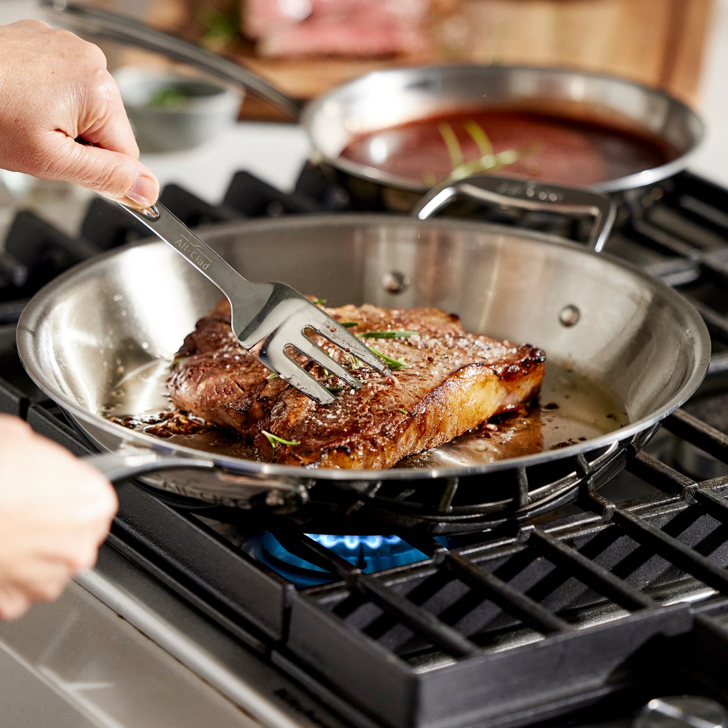 All-Clad G5 Graphite Core Skillet with Lid / 32cm | Borough Kitchen