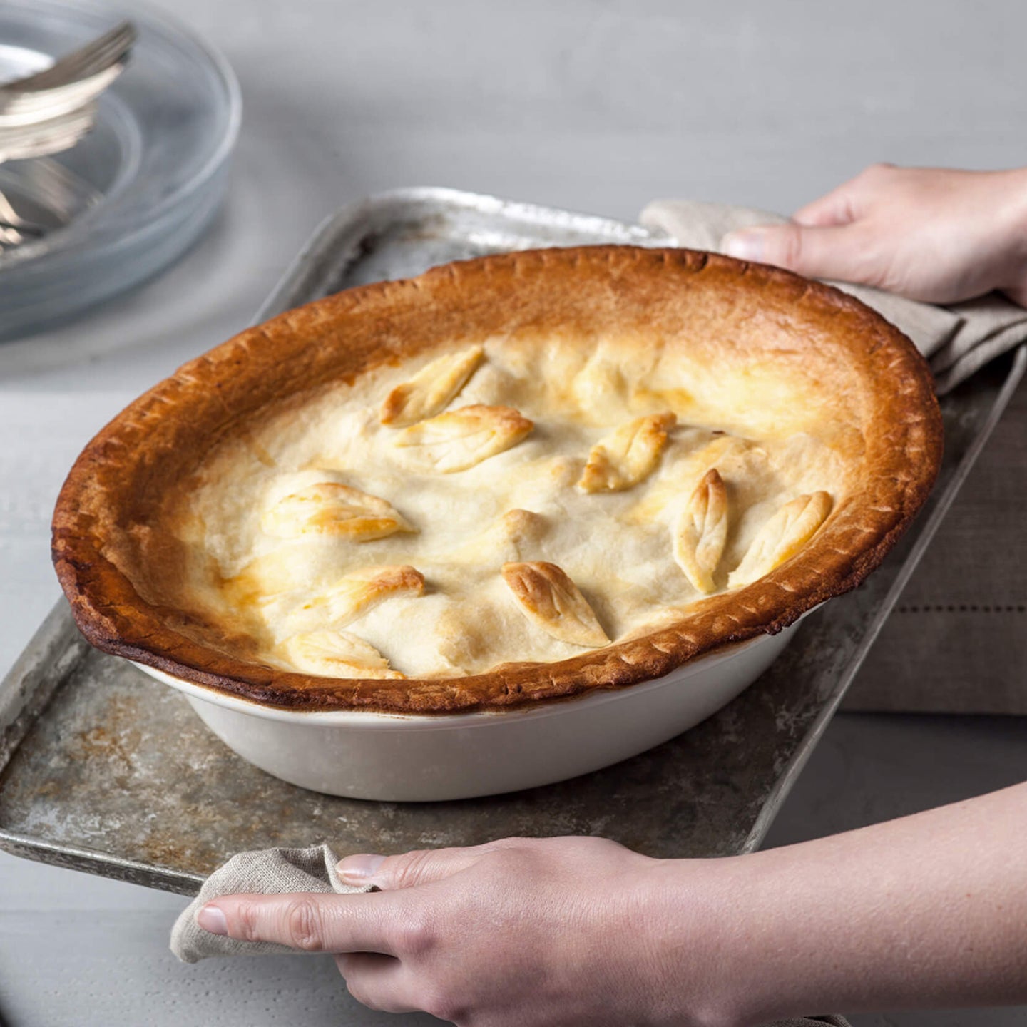 Porcelain Oval Pie Dish | Borough Kitchen