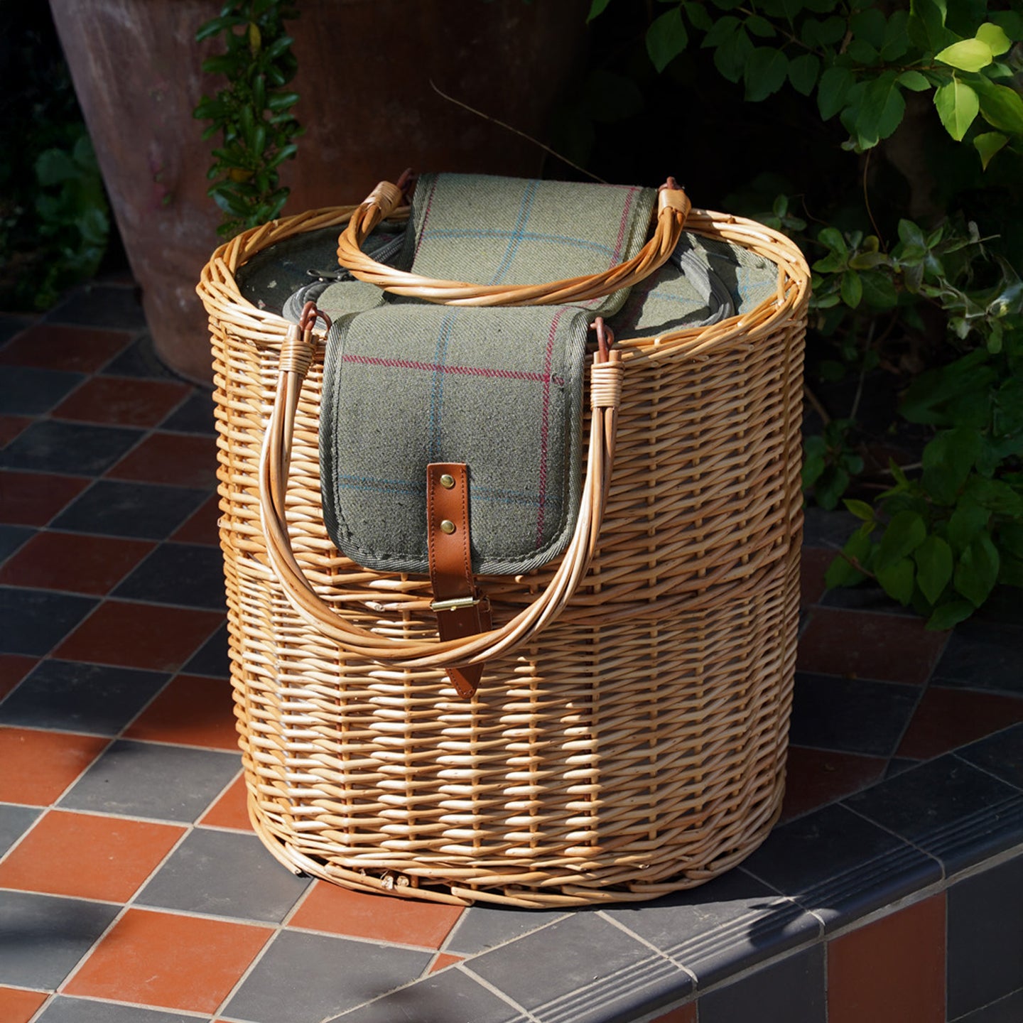Willow Green Tweed Chiller Hamper Basket | Borough Kitchen