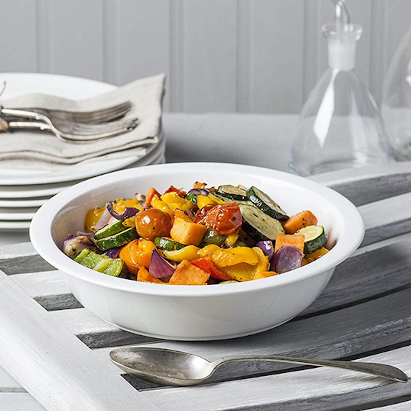 Porcelain Round Pie Dish Straight Edge / 20cm | Borough Kitchen