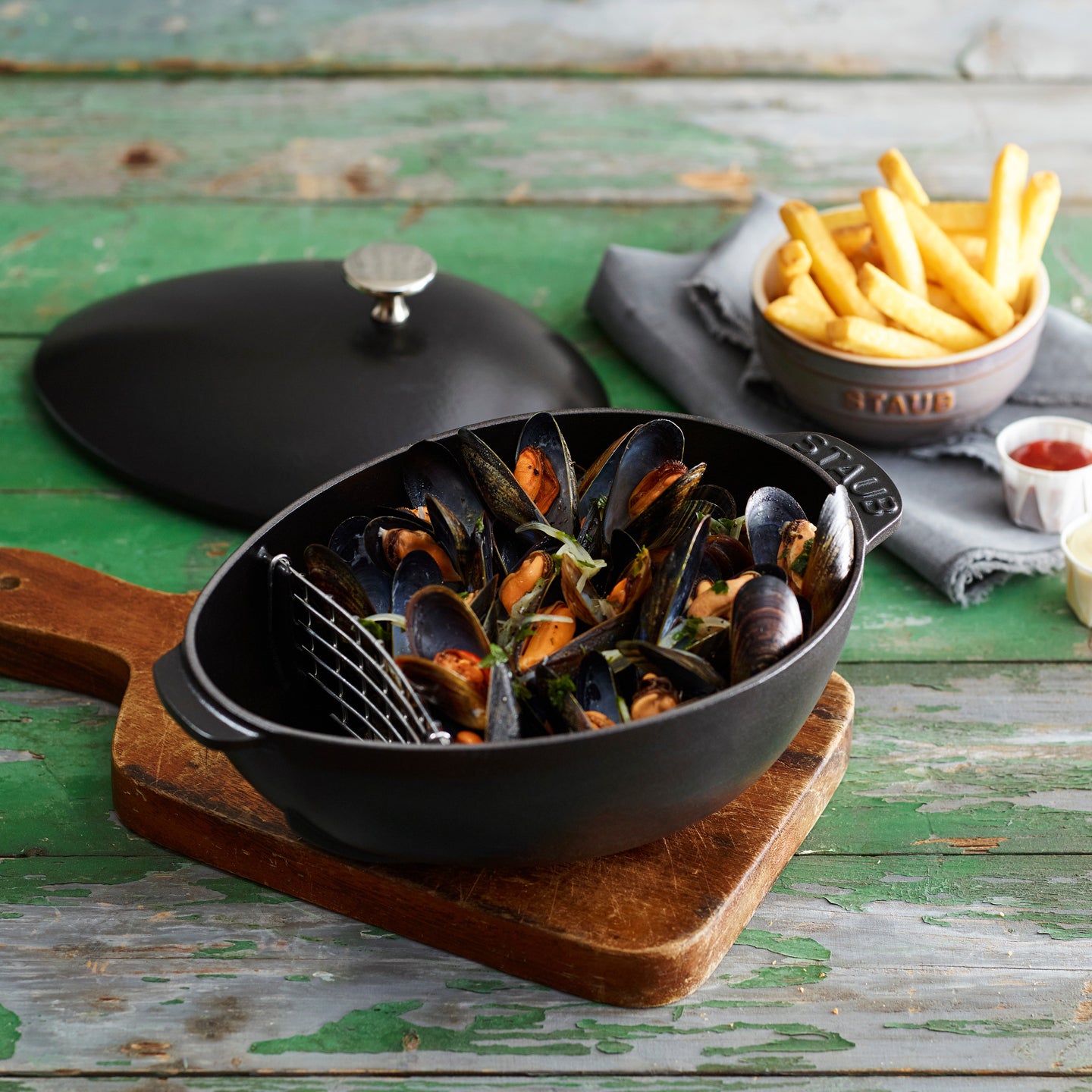 Staub Mussel Pot (Online Only)| Borough Kitchen